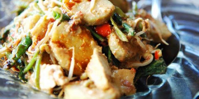 Resep Tipat cantok, sajian ketupat khas Bali - Bellapure : Rahasia ...