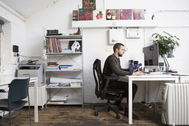 @LeifPodhajsky colabora con @Ballantines_mx para edición especial de ...