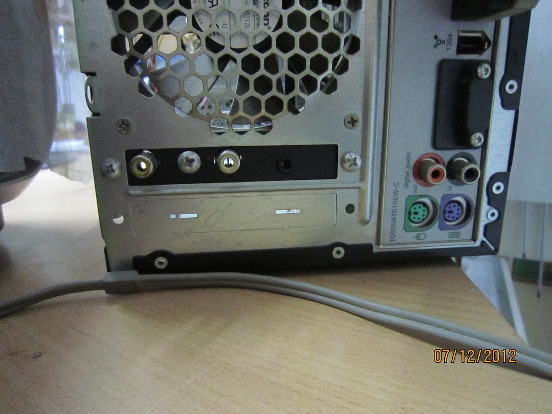 Nouri DIY: Adding VU-Meter to your computer