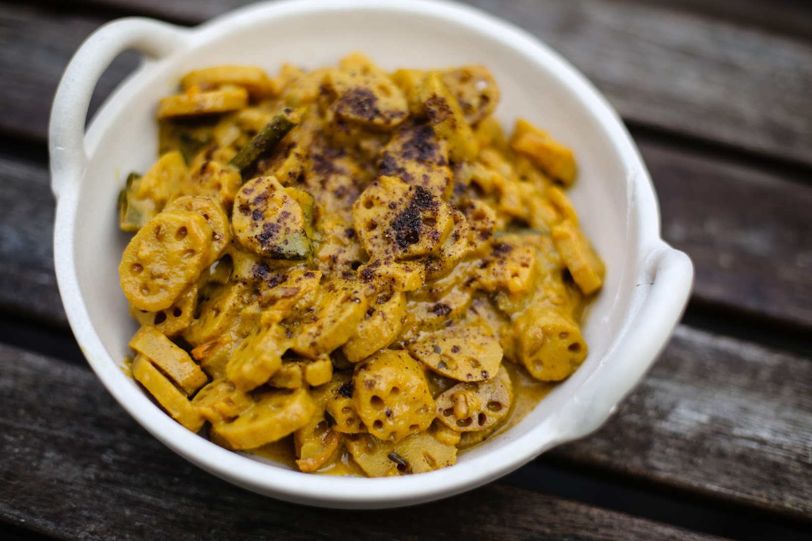 Sri Lankan Traditional Food Recipes : Nelum Ala Curry (Lotus Rhizome)