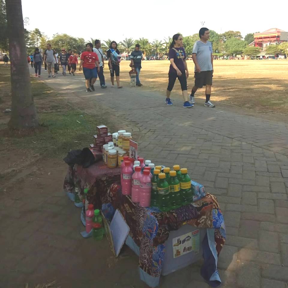 TEACHING FACTORY SKIMA: Pengenalan Produk Tefa Skima di Masyarakat Madiun