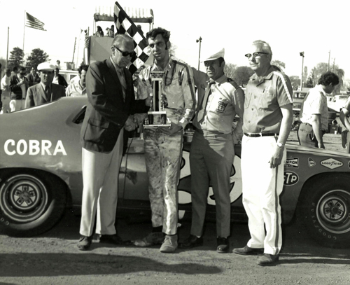 Midwest Racing Archives: 1971 - Horn Protests, But Hutch Cops 200