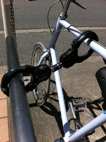 WadidoLA: Handcuffs for Perps and Bikes