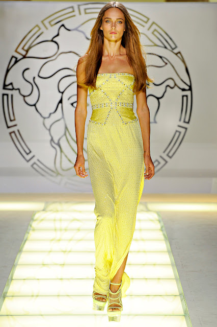THE MUST + IT: MILAN SS 12 + VERSACE