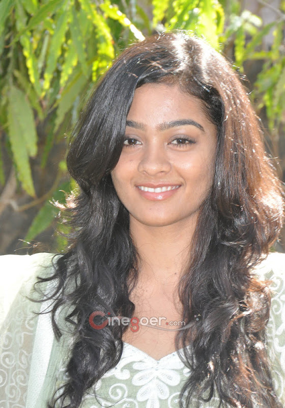 Gayathri Tamil Actress Stills,Gayathri Tamil Actress Spicy Stills