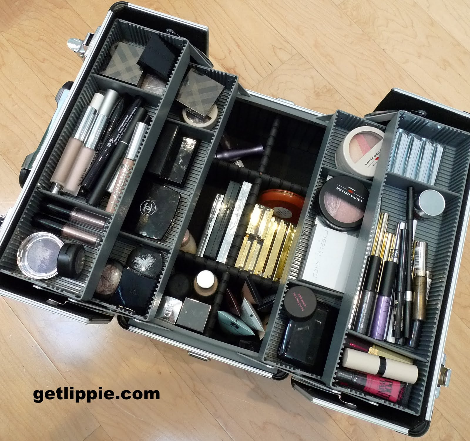 What's In My Kryolan Train Case? - Get Lippie