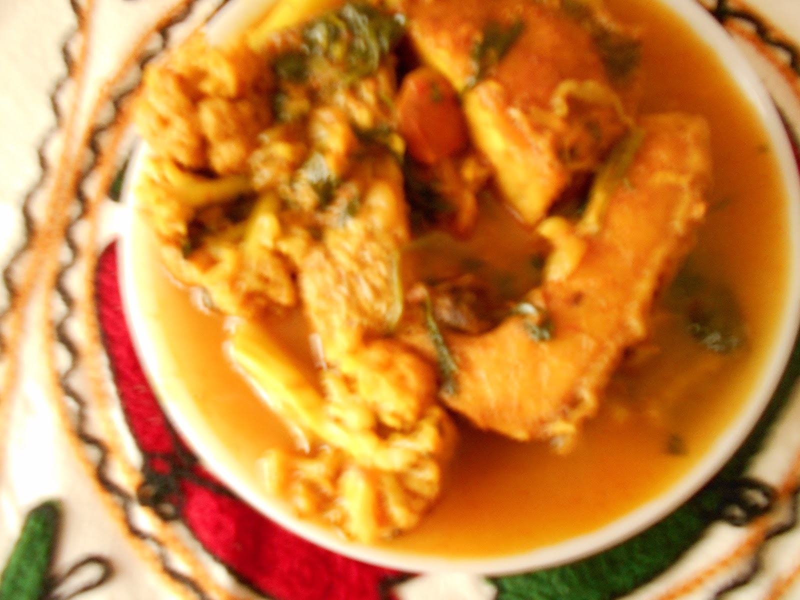 Paramita's Kitchen: Alu , Fulkopi , Begun Diye Rui / Katla Macher Jhol ...