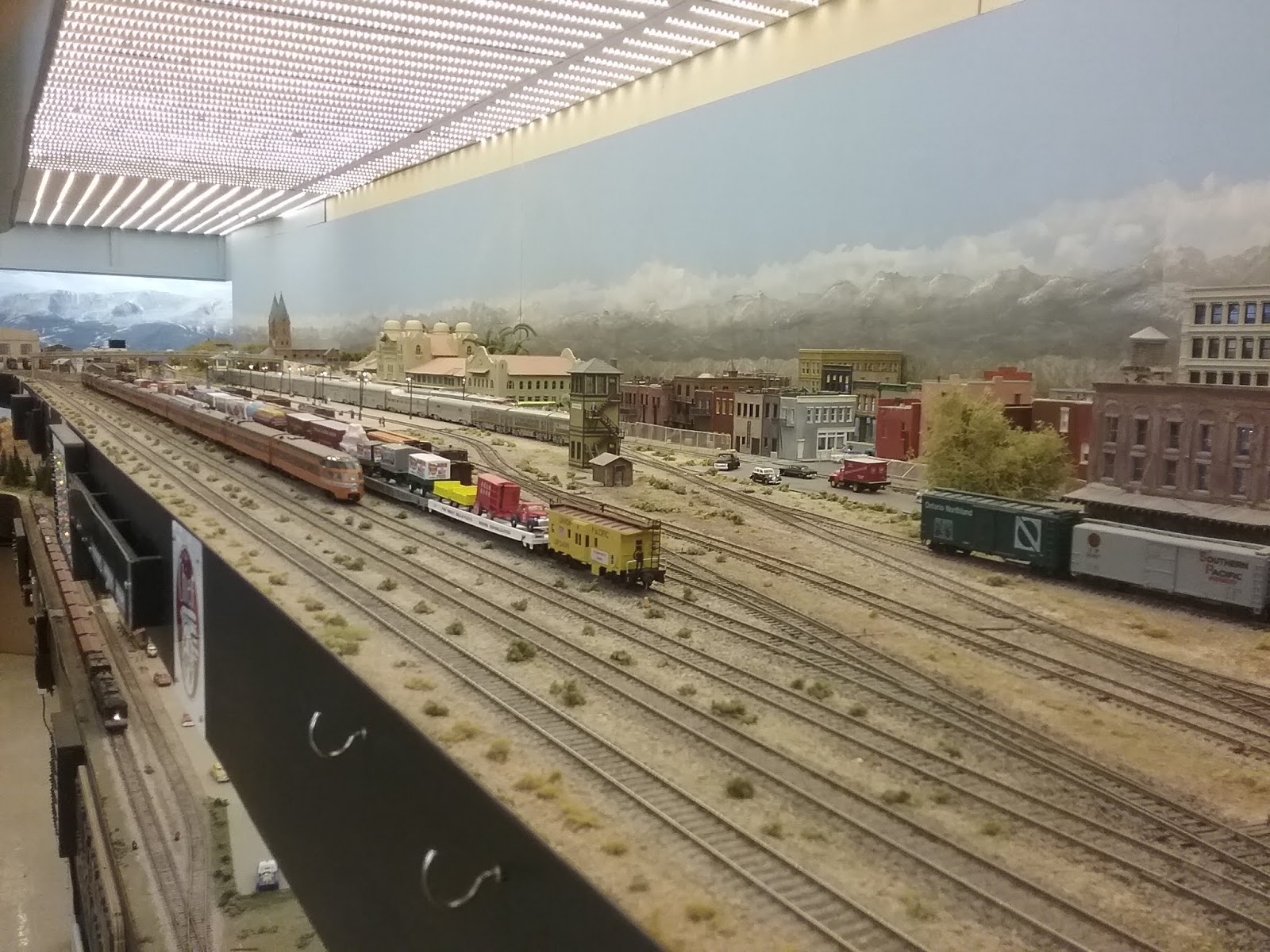 The REC HALL RAILROAD: Scale Rails Railroad Club.