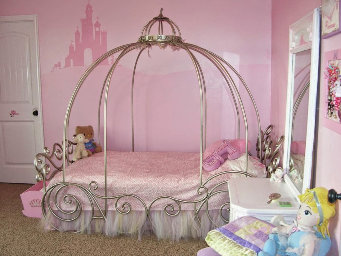 Some Color Ideas for Girl Bedroom