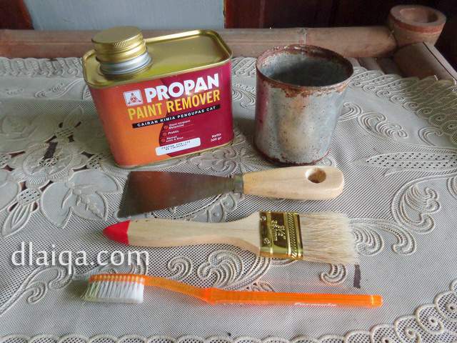 d'Laiqa Arena: Cara Mengelupas Cat Pagar Besi Dengan Paint Remover