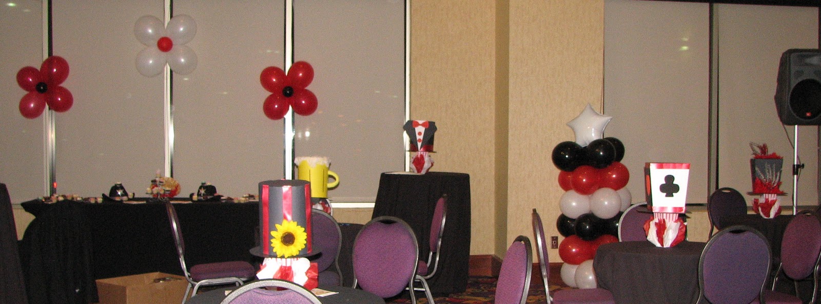 Utopia Party Decor: Crazy Hat Party Decor