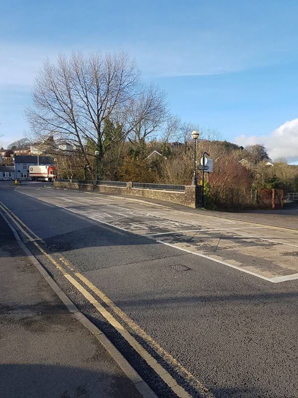 cash for clothes swansea Llansamlet 132 Samlet Road