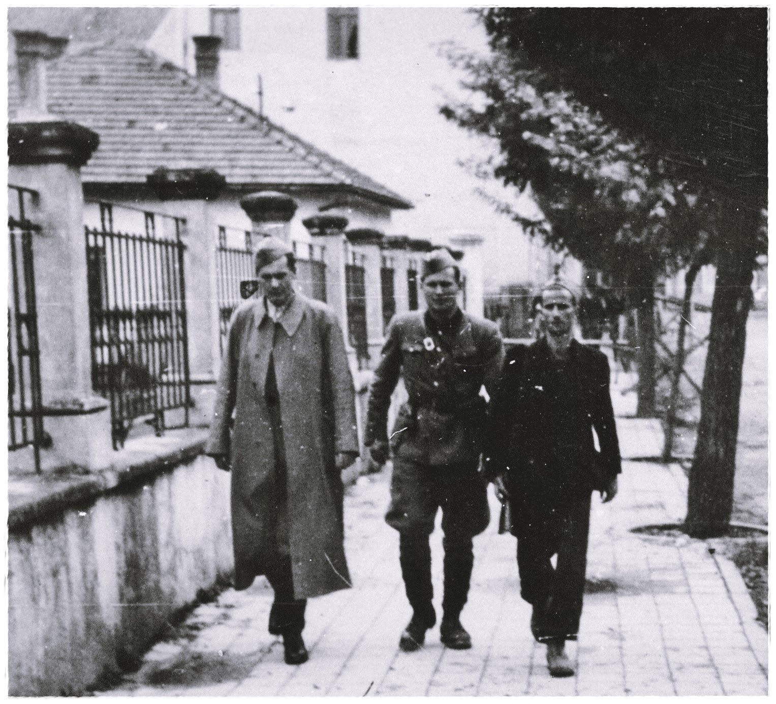 Yugopapir: Rodoljub Čolaković, zapisi iz NOR-a: Zarobljeni narednik ...