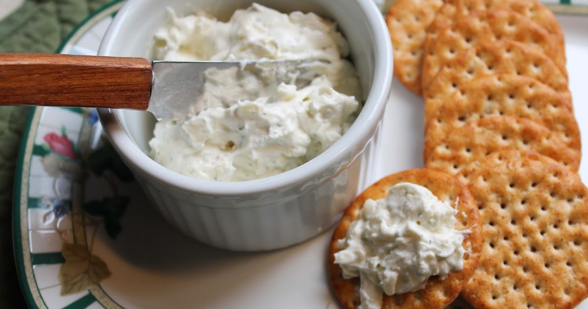 Easy Cheddar-Ranch Dip