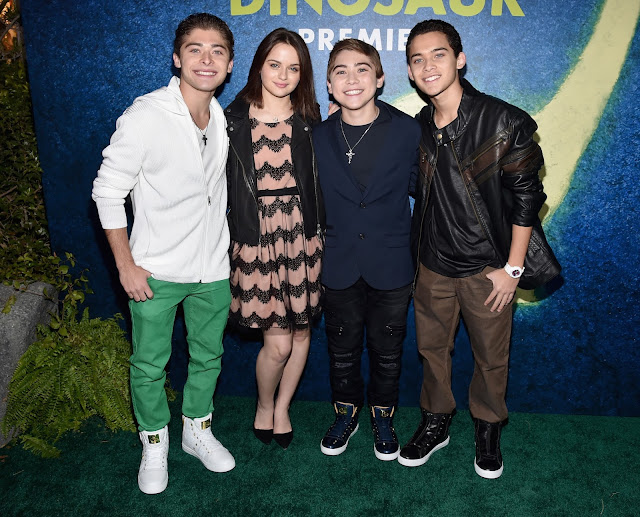 Sasaki Time: Disney/Pixar's The Good Dinosaur World Premiere Photos!