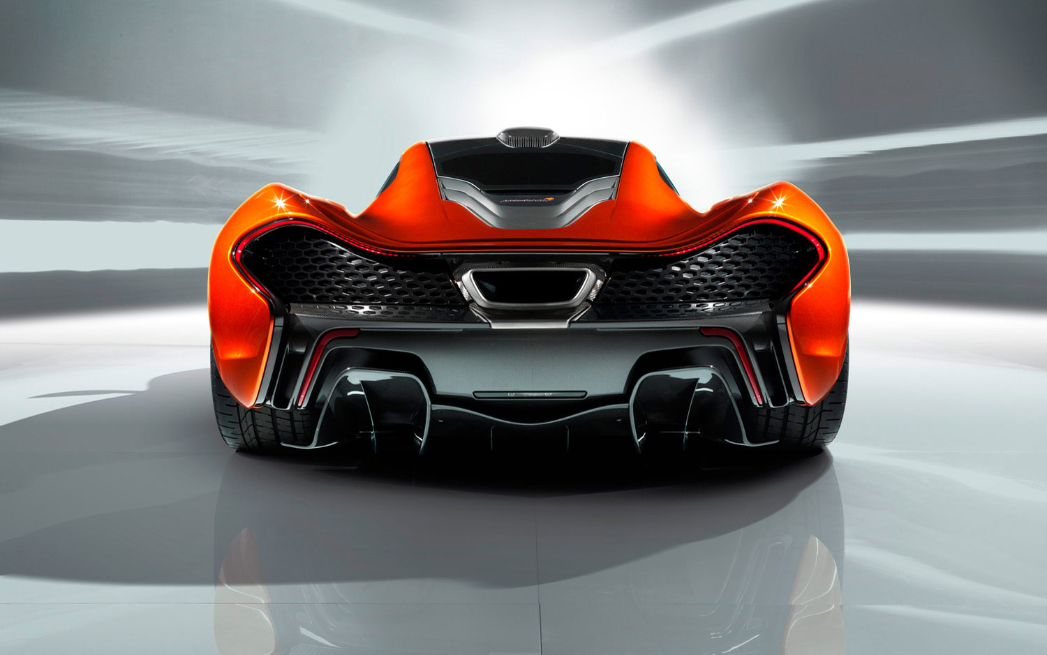 McLaren P1 Supercar First Look - Cars Magazine