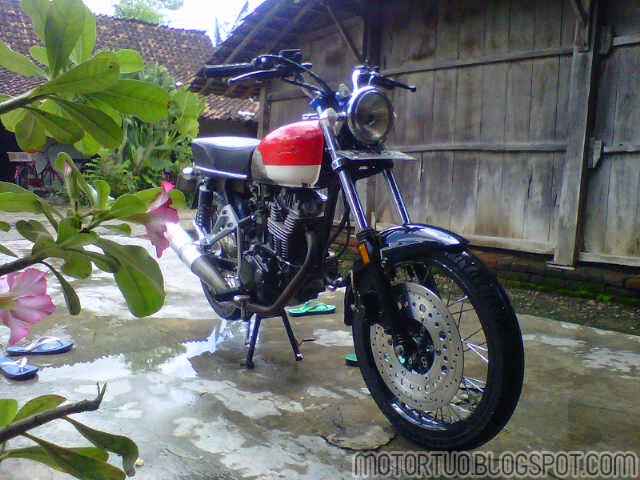 Honda GL Pro Series ’89 Nganjuk – Honda CB Jadi-jadian | Motor Tuo
