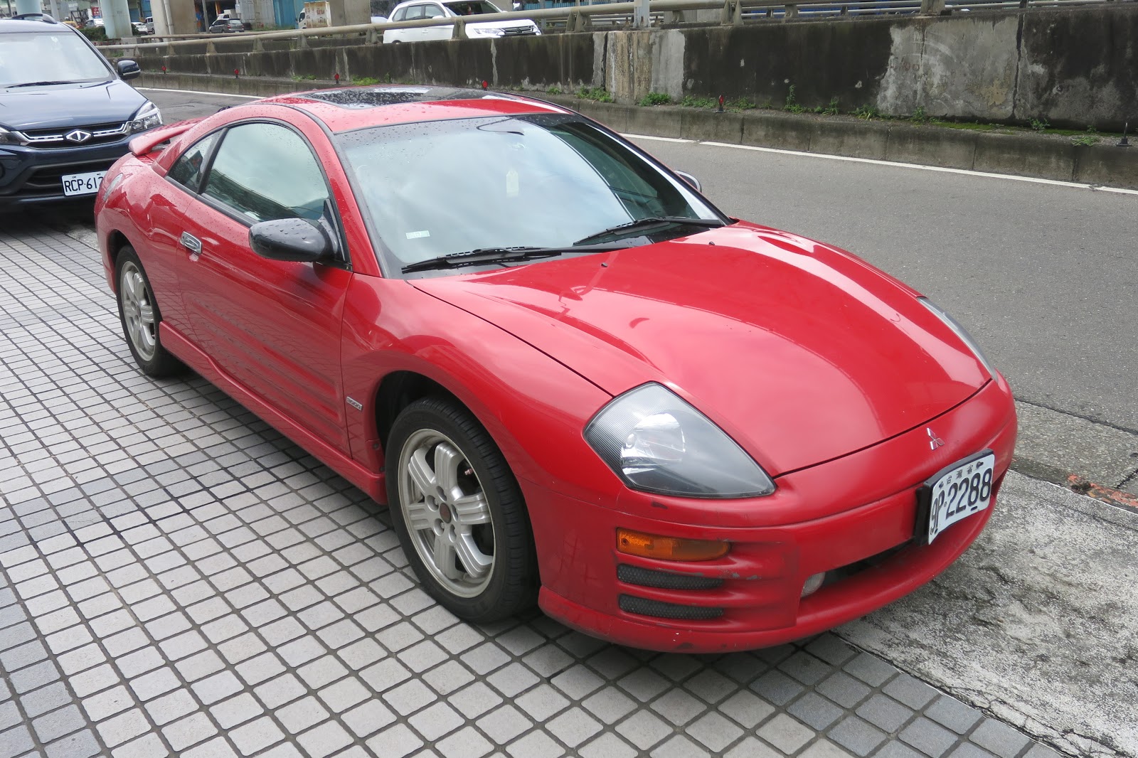兜風歡樂時光: 2001 MITSUBISHI ECLIPSE 3000 GT