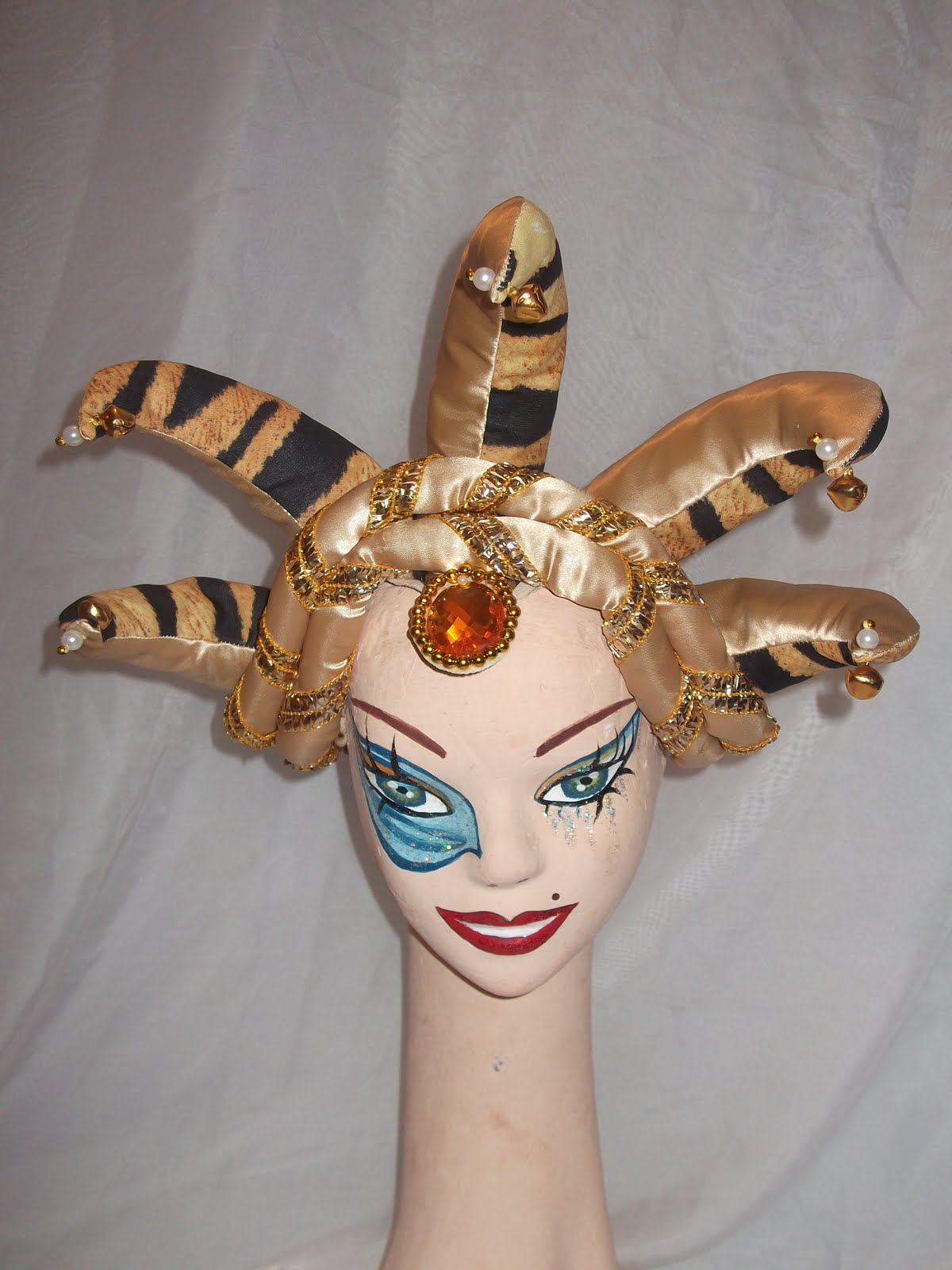 Fantasías Cotillón: CARNAVAL DE VENECIA (en animal print)