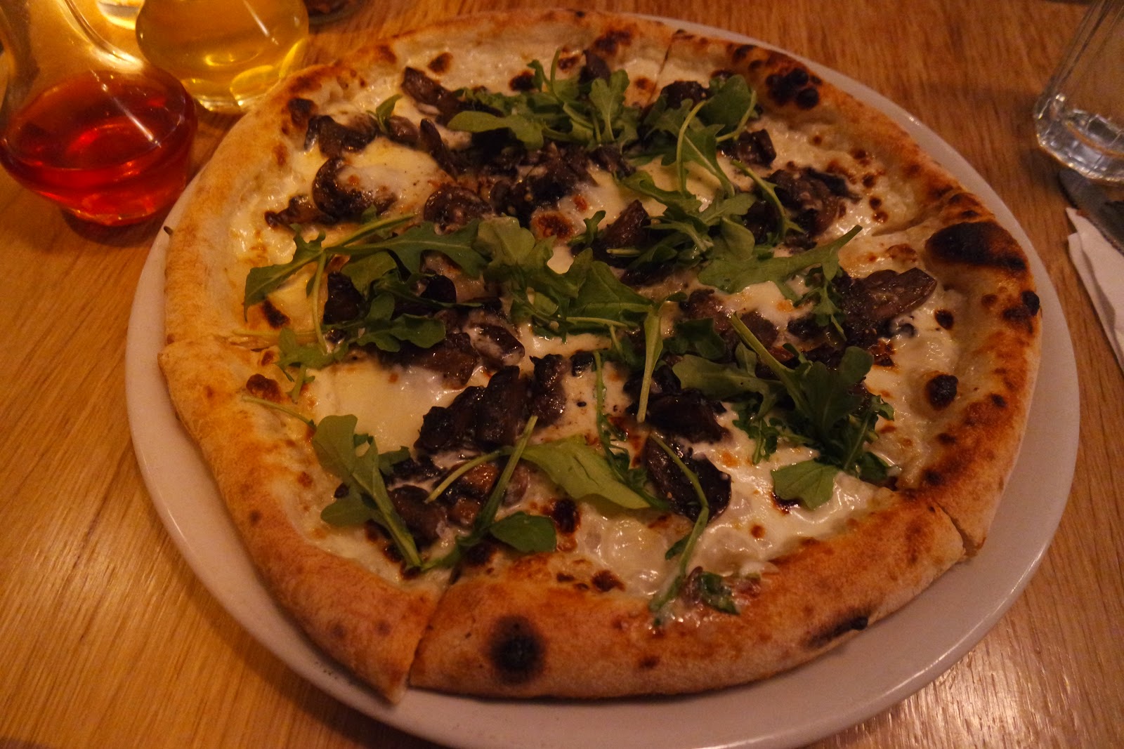 Vera Pizzeria - Classic Neapolitan Pizza