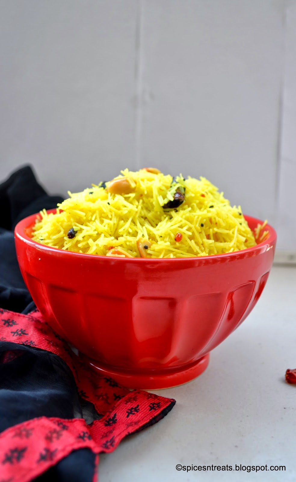 Spices and Treats: Pulikaichal | puliyogare mix | Puli Sevai and Lemon ...