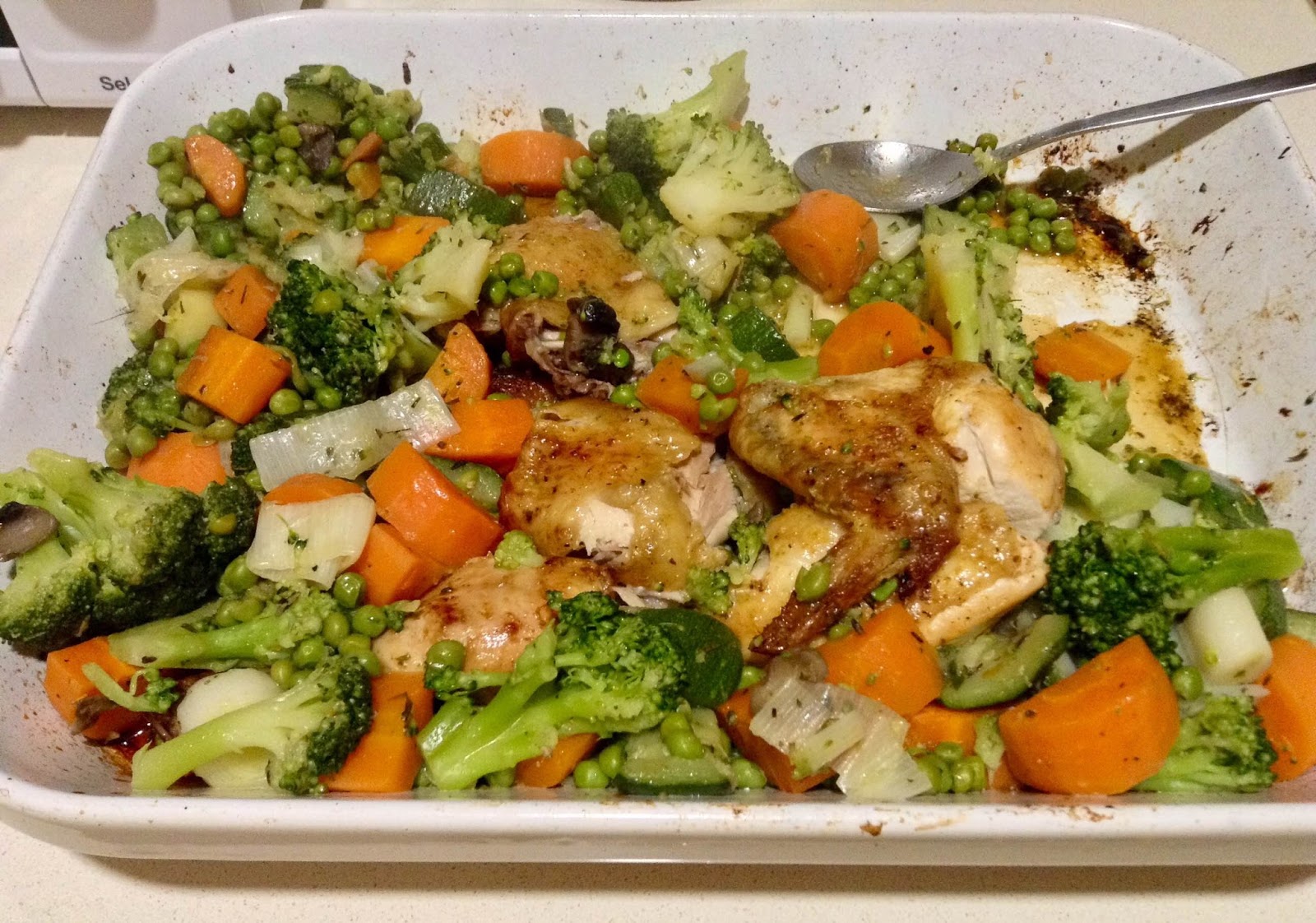 Treinos Culinários: Frango no Forno com Legumes ao Vapor