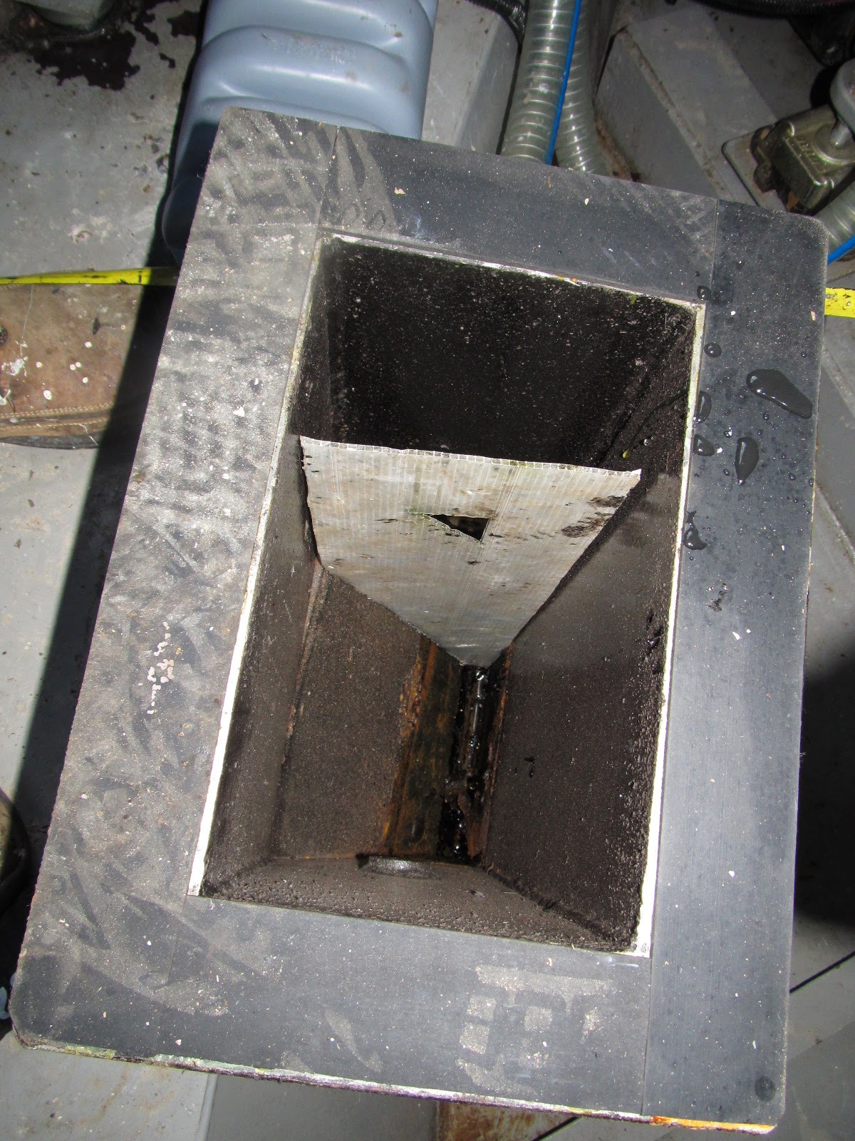 Widebeam Boat Build Blog: Mud Box Mods