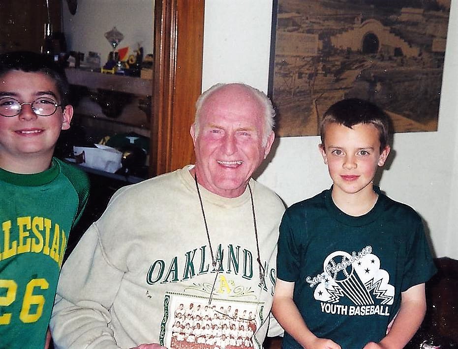 Maggie World: Grandpa Ed