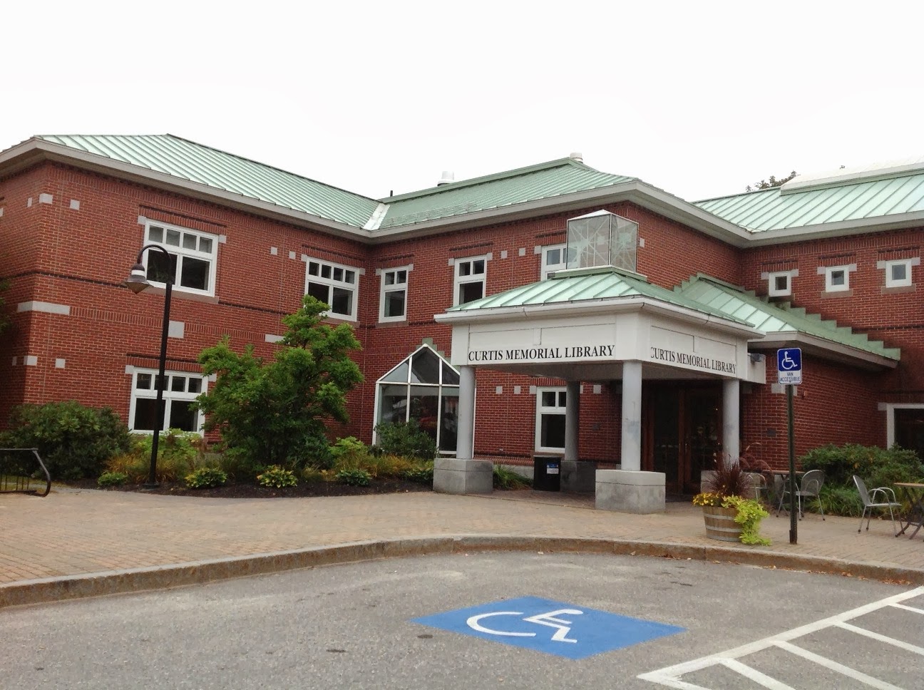 Life From The Roots: Curtis Memorial Library, Brunswick, Maine ...