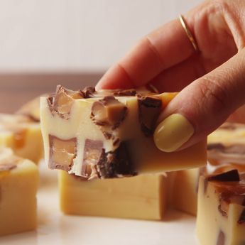 Caramel Rolo Fudge - The Dinner Recipes Ideas