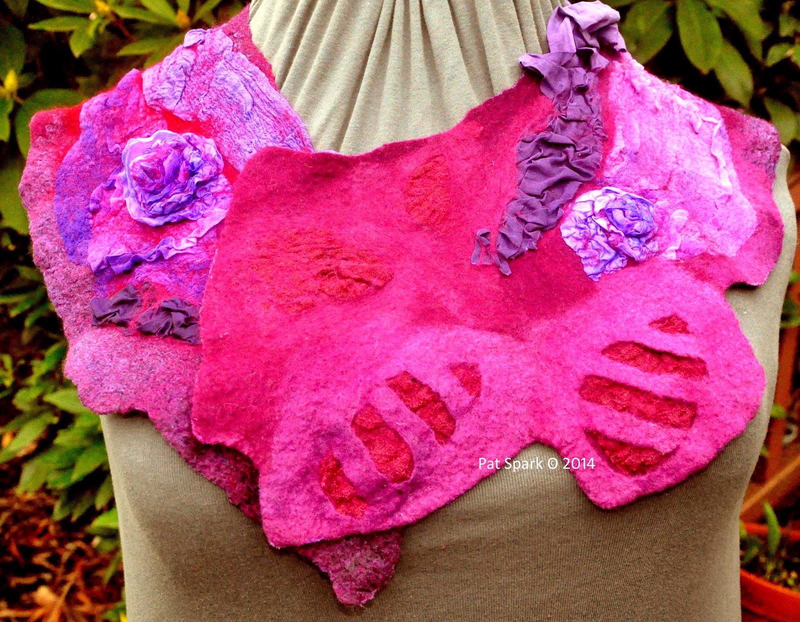 Spark Fiber Arts: Textured Felt Collars (Scarflettes)