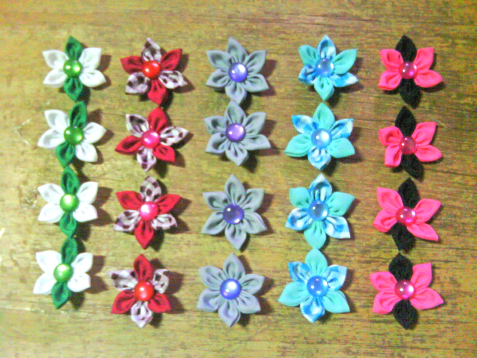 http://alamayaku_erisya.blogspot.com: brooch bunga