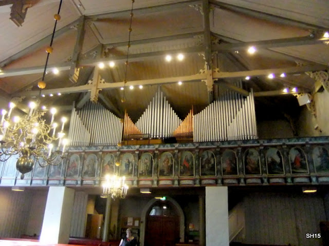 Kuvaretkiä ympäristöön: Paimion kirkko