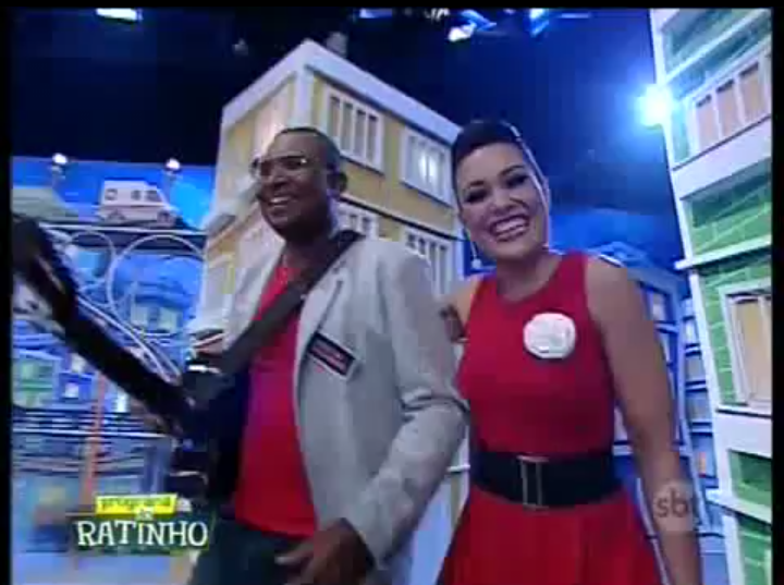 Helton Alexandre Oficial: Programa do Ratinho ( SBT ).