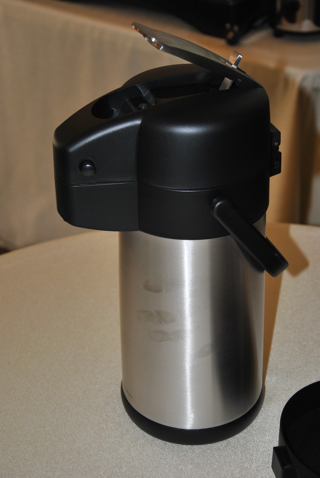 Termosuri cu Pompa de 3 litri - Amenajari HoReCa