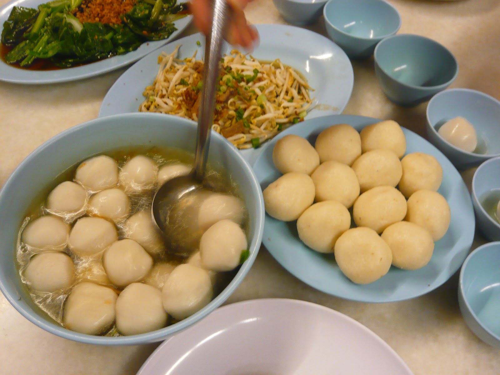 zon recommends: Fish Ball vs Chicken Rice Ball