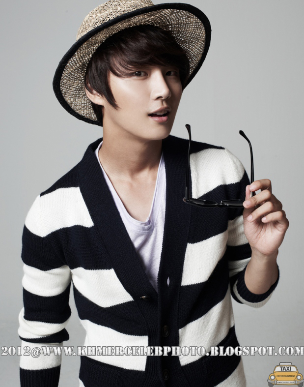 celebrity picture blog: [Yoon Shi Yoon] Kim Tak Gu in New Style 2012