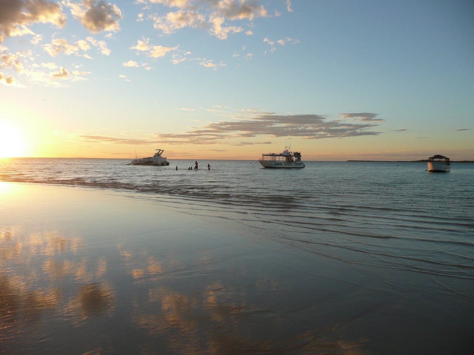 Nele & Andrew Around Oz: Peoples Park, Coral Bay, WA