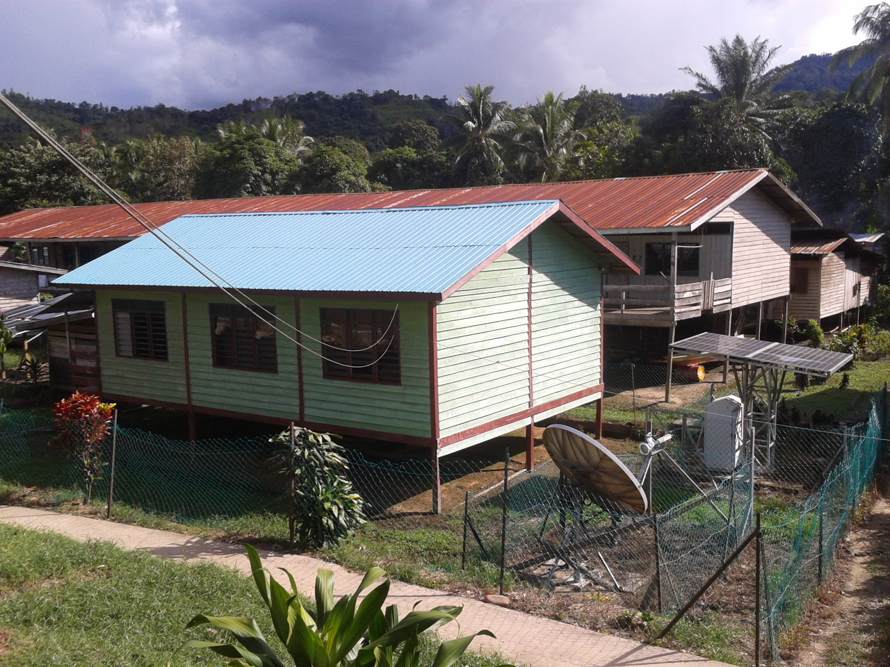 TONIBUNG- Friends of Village Development: Long Lamai Micro Hydro Project