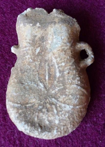 Medieval Ampullas: Medieval Decorated Lead Ampulla