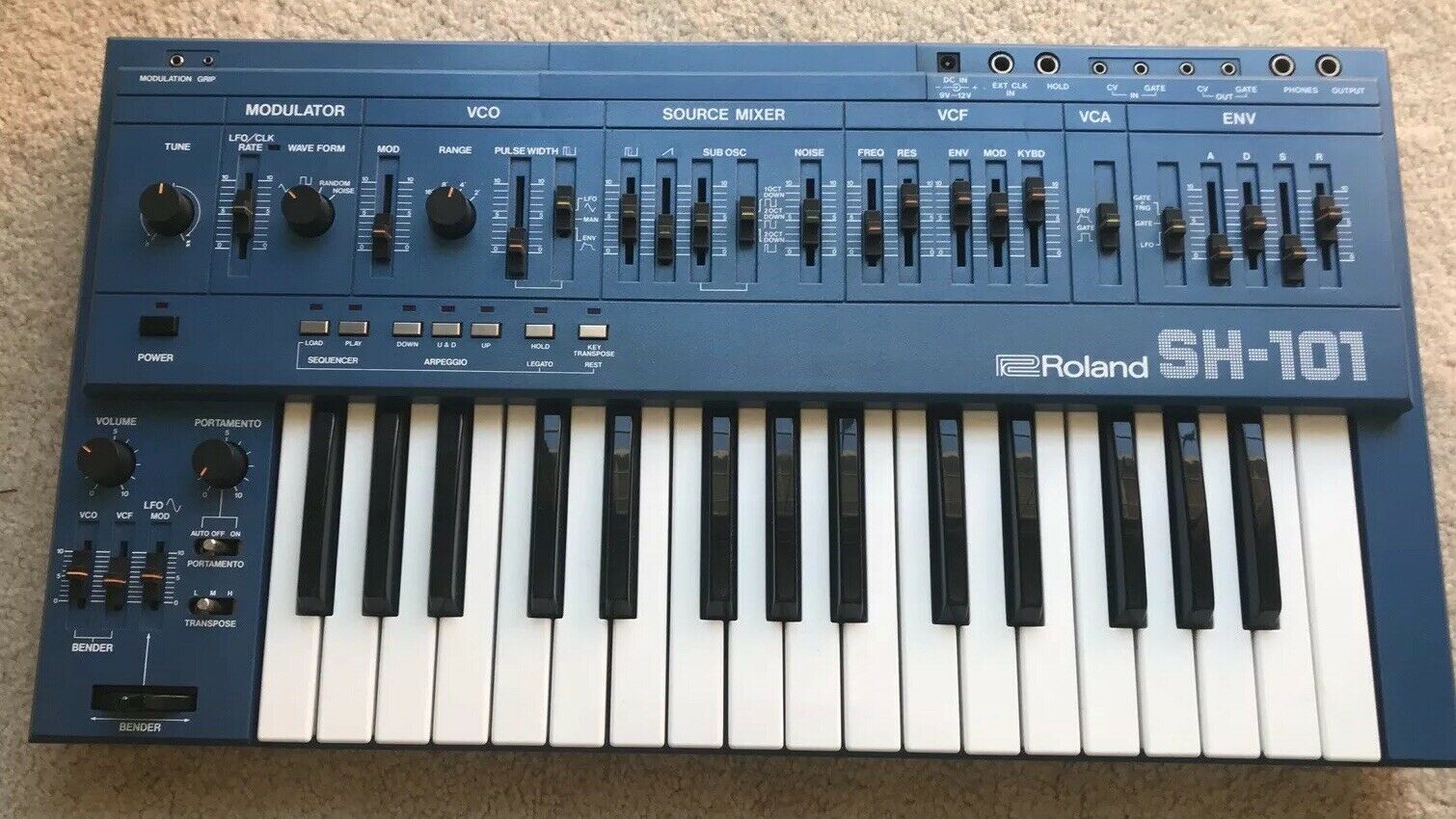 MATRIXSYNTH: Roland SH-101