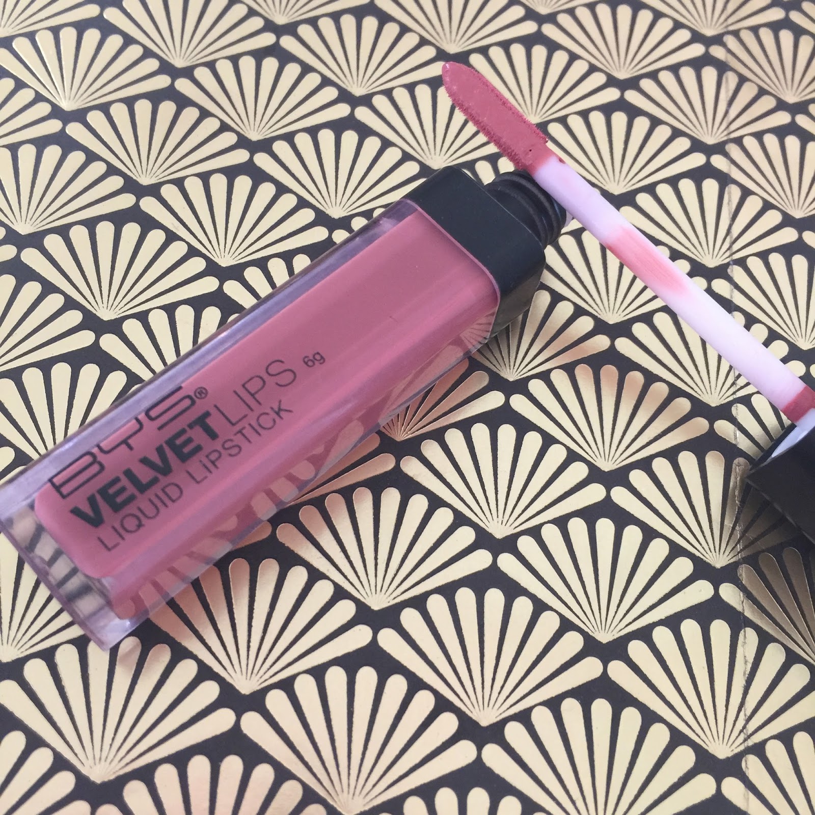 Lusty Lashes Beauty: BYS 'Velvet Lips' Liquid Lipsticks - Review and ...