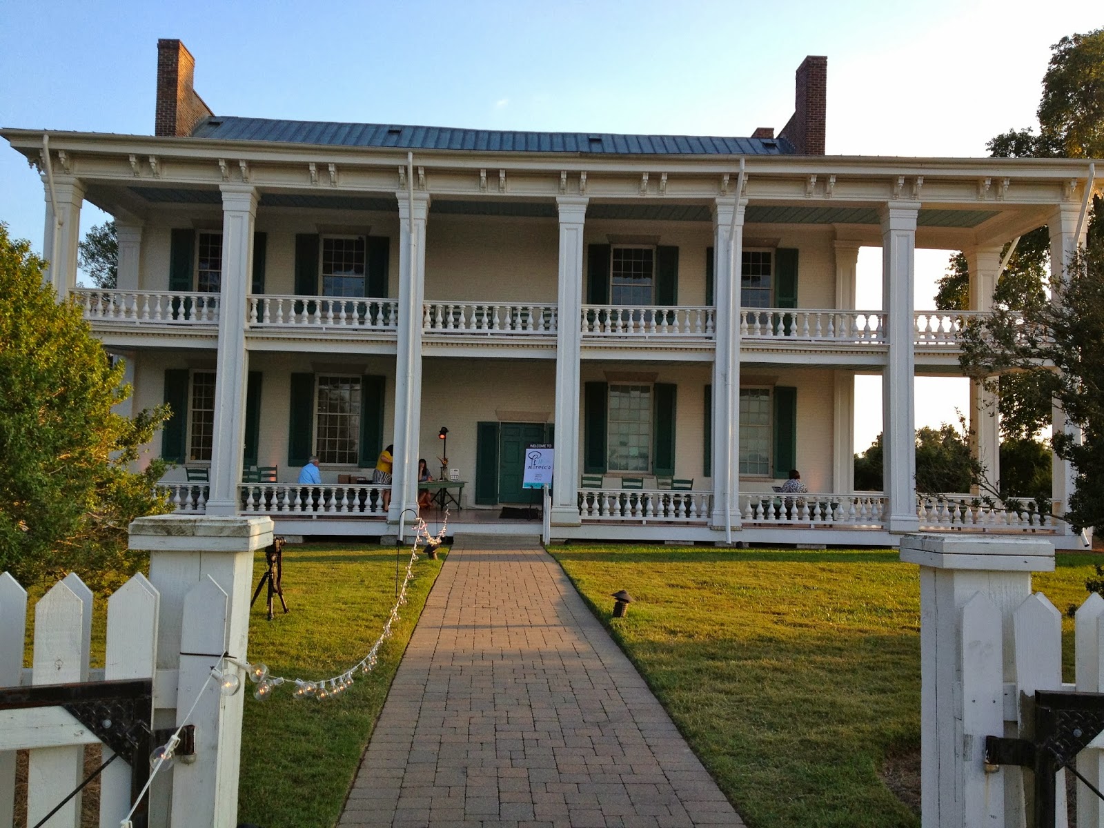 Stirring Memories: Alfresco Dining at the Carnton Plantation