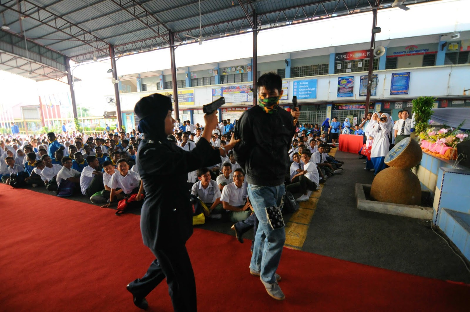 Portal Rasmi SMK Sri Andalas: Sambutan Hari Guru