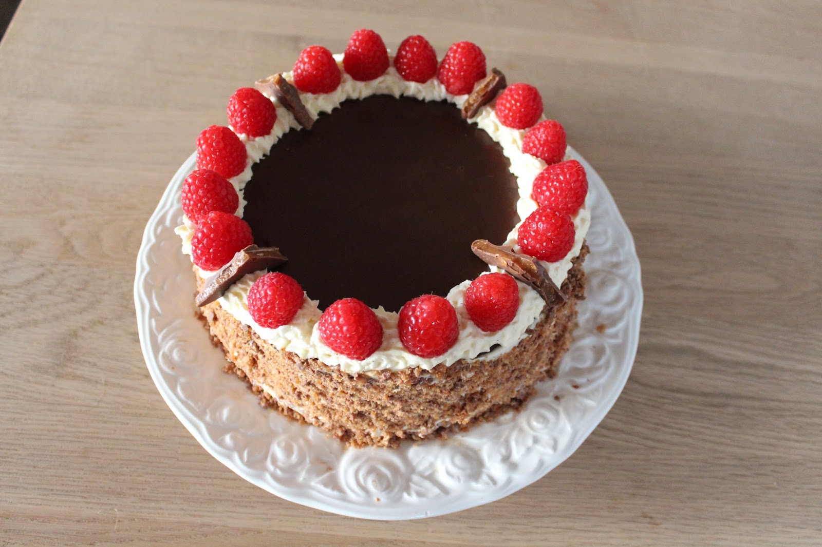 Ager bager: Lagkage med chokolade og daim