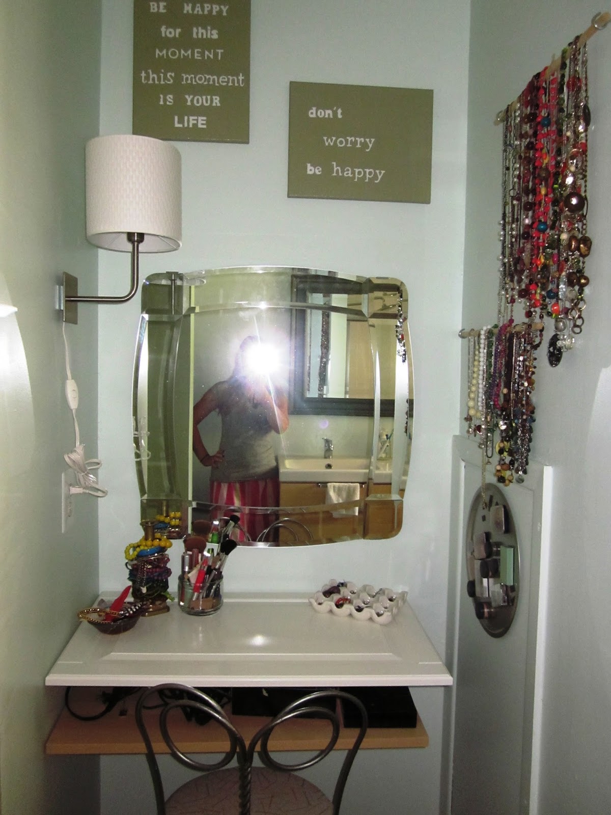 Cape Cod Creativity : Closet Turned Vanity