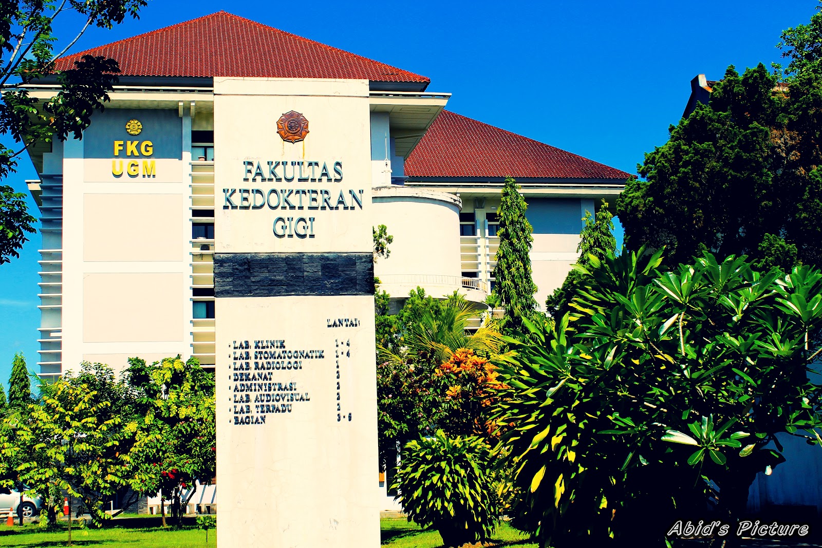 Kampus Tercinta (FKG UGM Yogyakarta) ~ Obat Abid