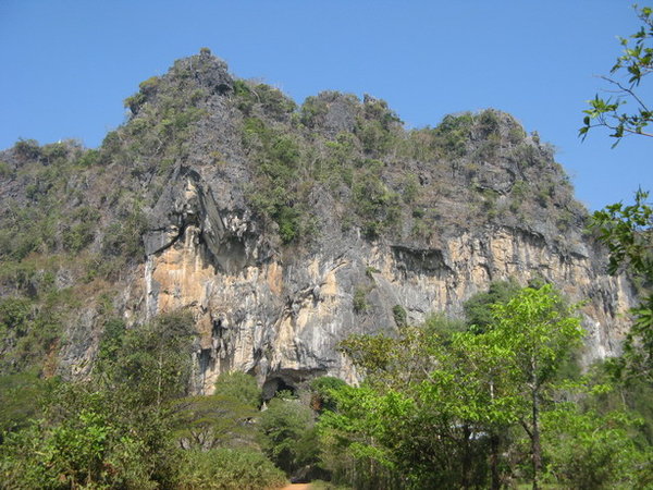 Caving in SE Asia: Myanmar - Saddan Cave, Hpa An, Kayin state