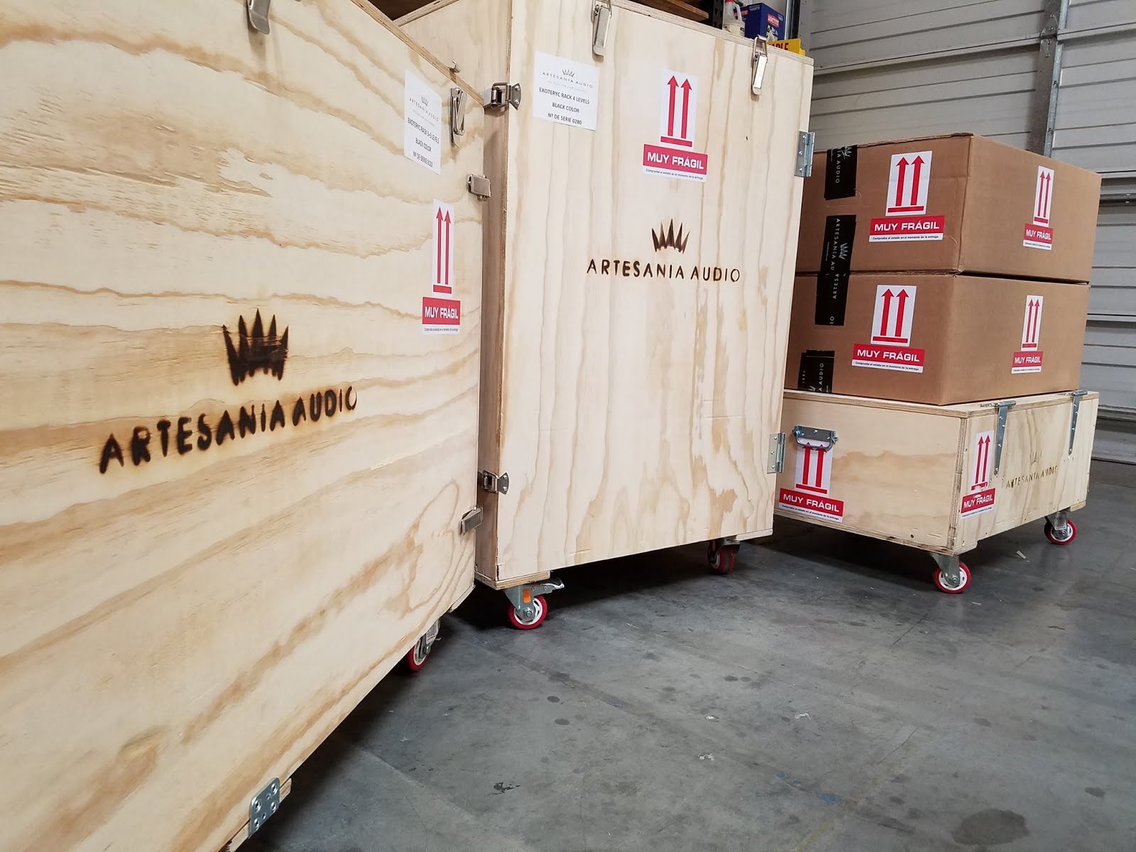 ARTESANIA AUDIO EXOTERYC RACK AND AIRE PLATFORM – M & S | Ultimate High ...