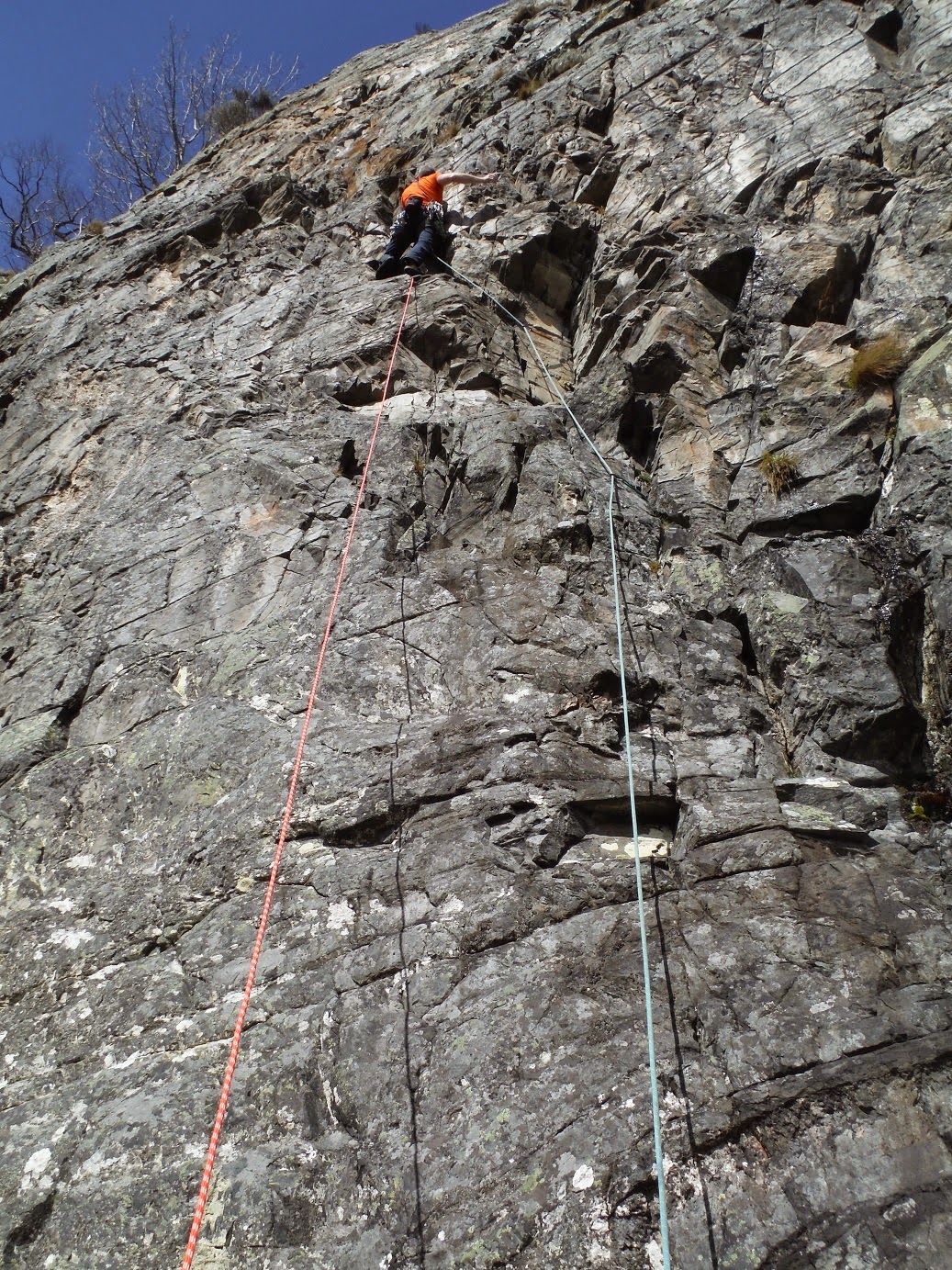 TEAMASCENT info@teamascent.co.uk: Spring time on Scottish Rock - Creag ...